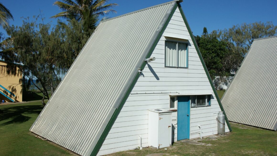 1970s' House Styles: Eclectic Designs and Cultural Shifts - All Architect